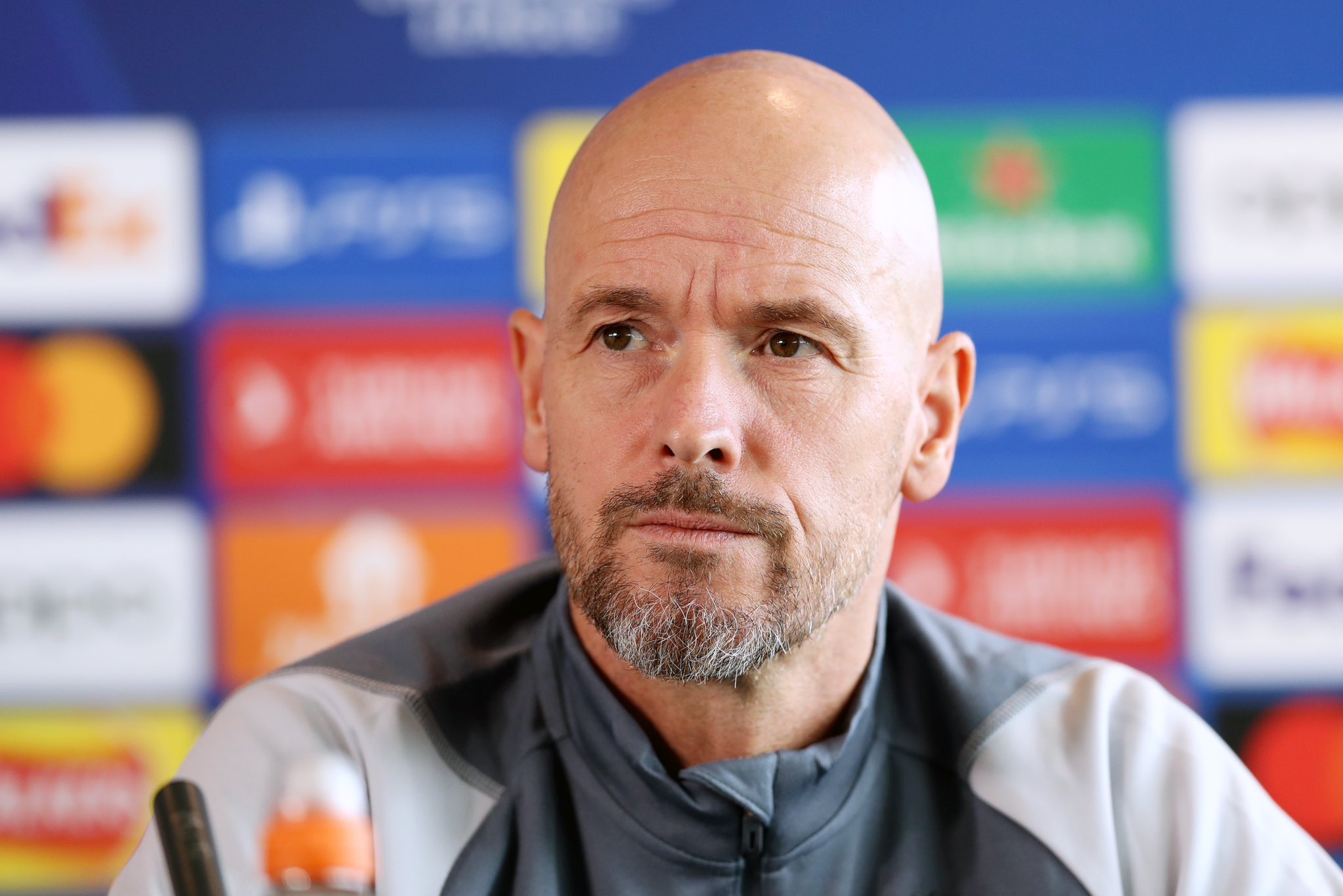 Erik Ten Hag: "Poupei jogadores frente ao FC Porto a pensar no próximo ...
